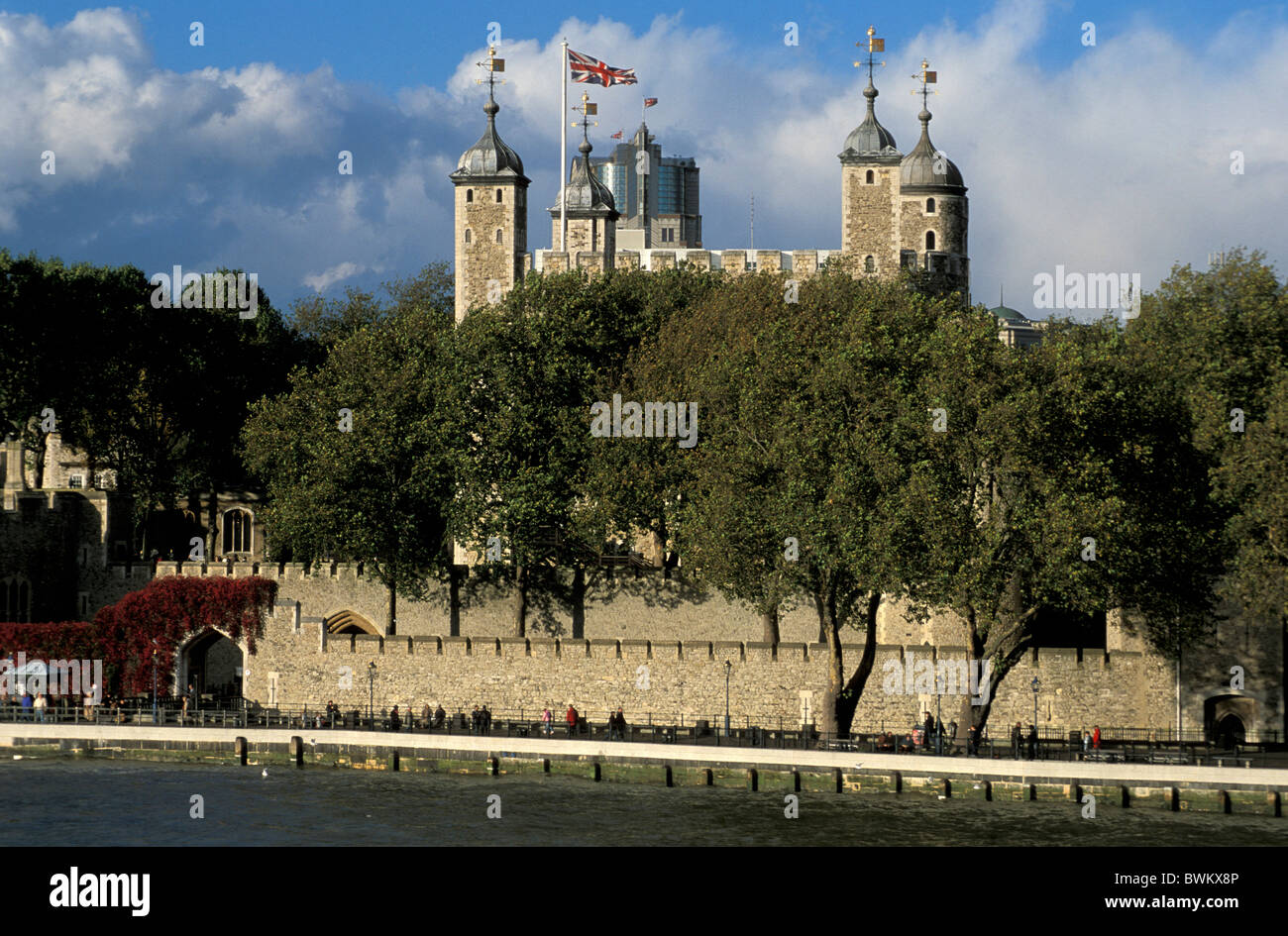 Tower of london historic castle hi-res stock photography and images - Alamy