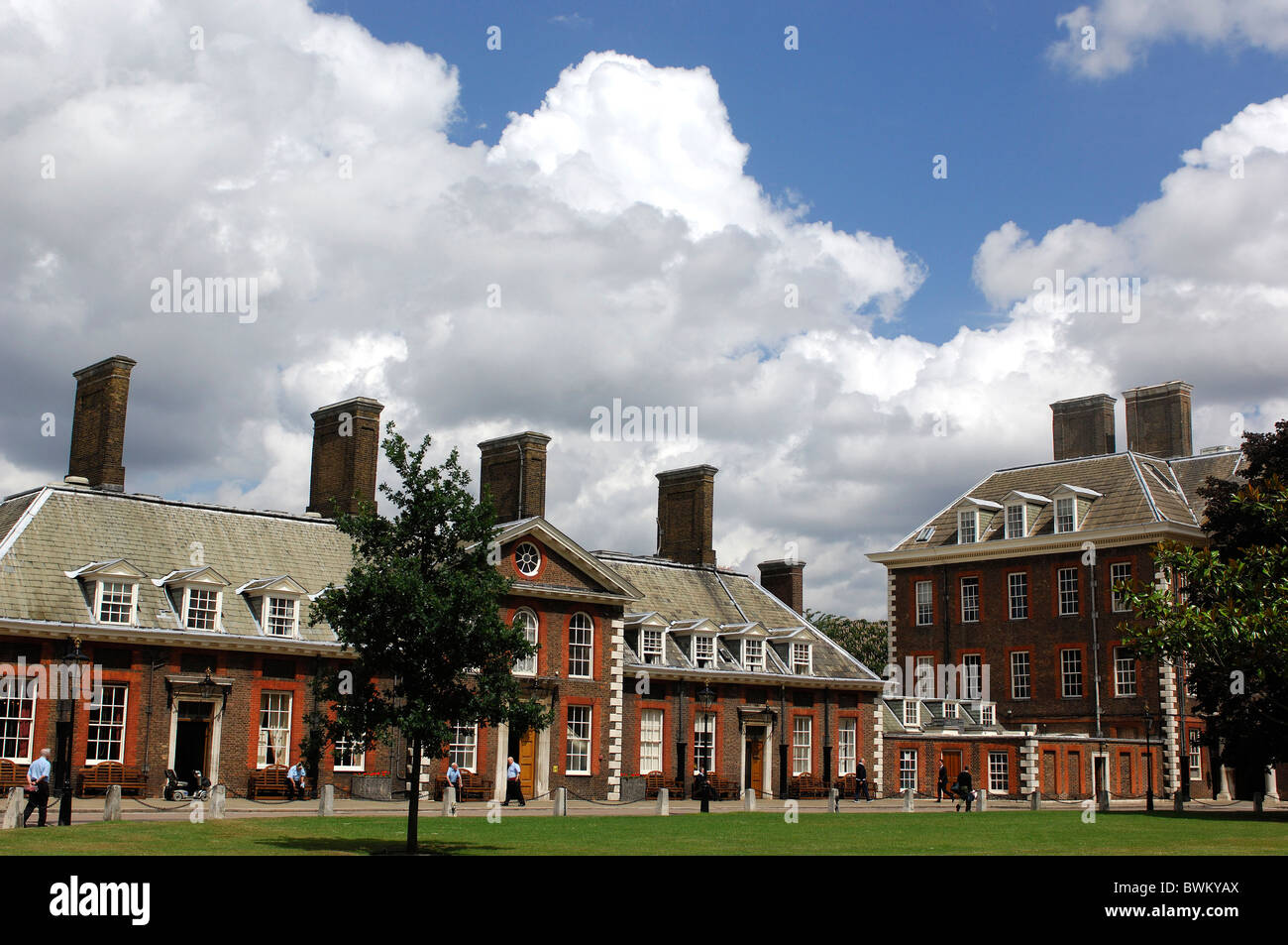 Royal Chelsea Hospital High Resolution Stock Photography and Images - Alamy