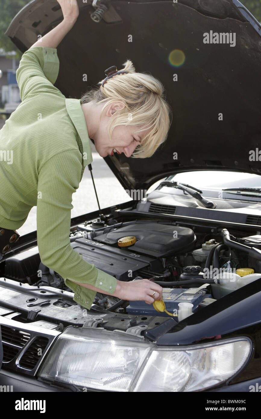 White fix hi-res stock photography and images - Alamy