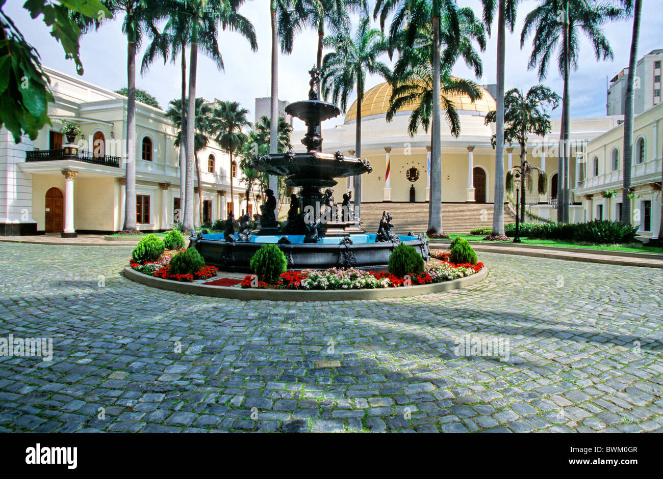 Caracas venezuela bolivar hi-res stock photography and images - Alamy