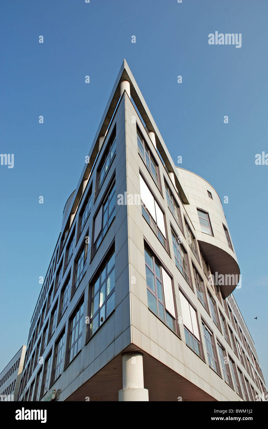 Architecture Modern Pointed Building City Town House Stock Photo - Alamy