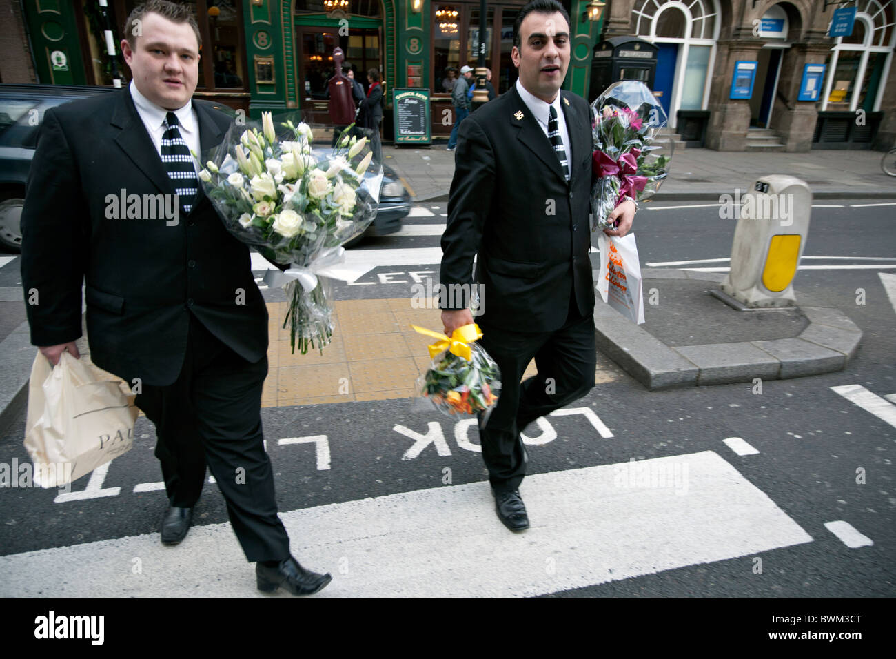 London men in suits hi-res stock photography and images - Alamy