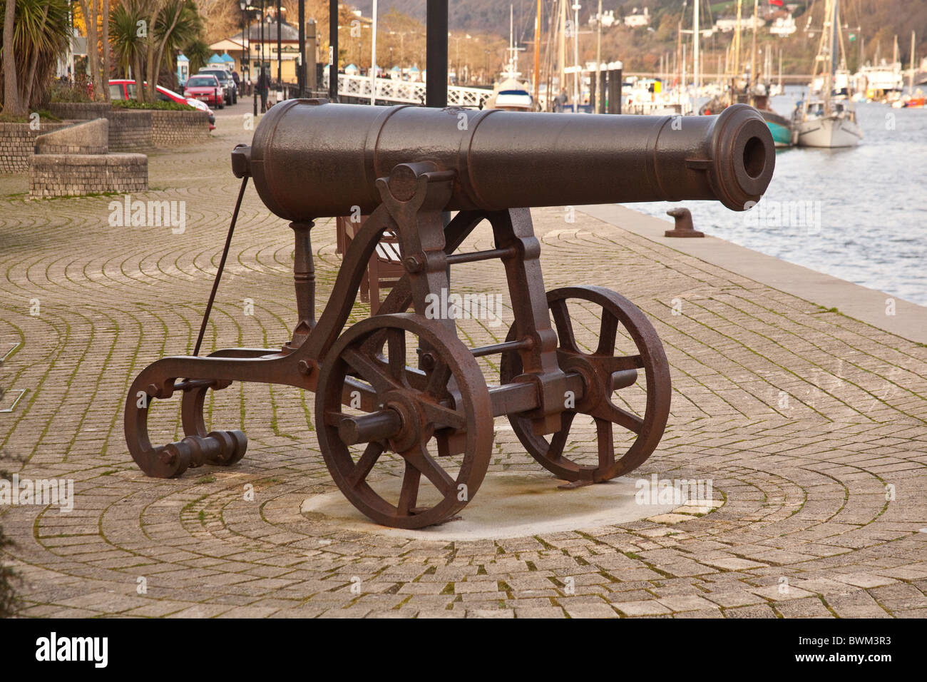 Russian canon hi-res stock photography and images - Alamy