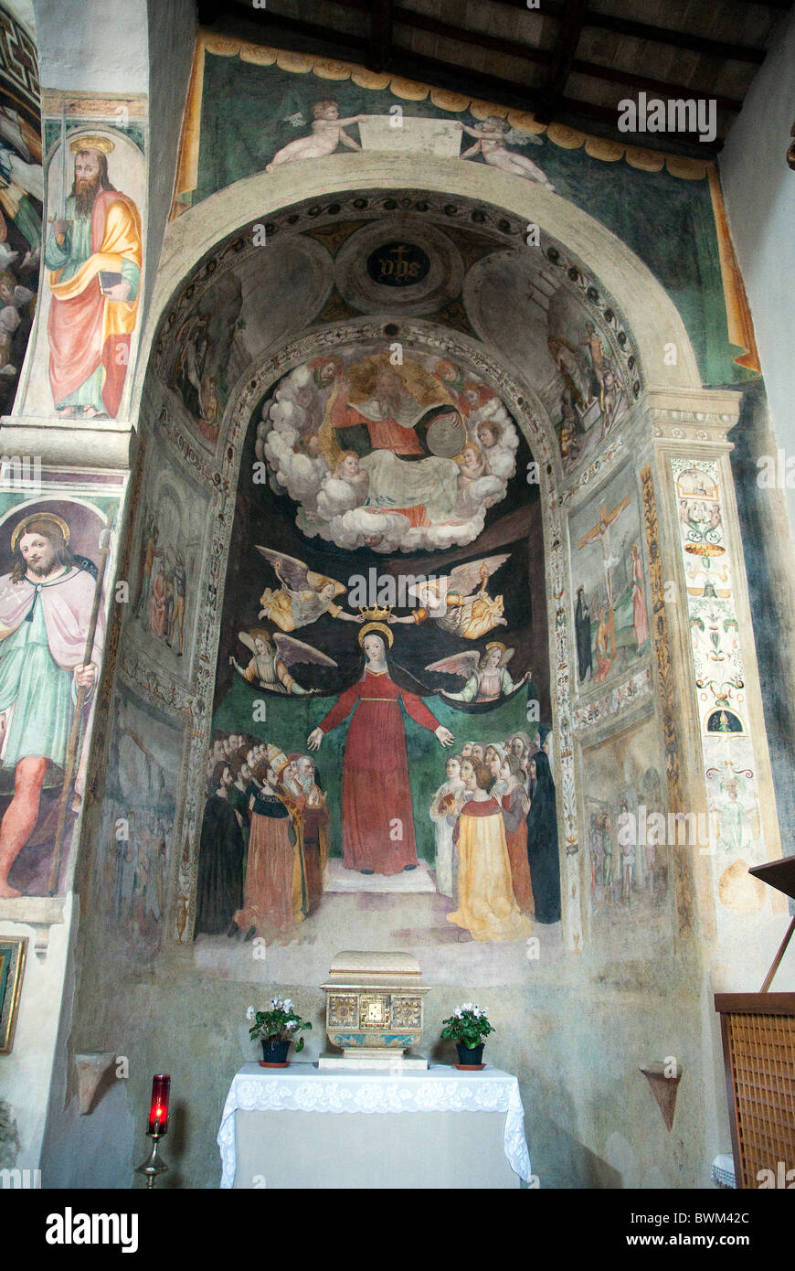 Interior of Church of Santa Maria Assunta, Arrone, Umbria, Italy Stock ...