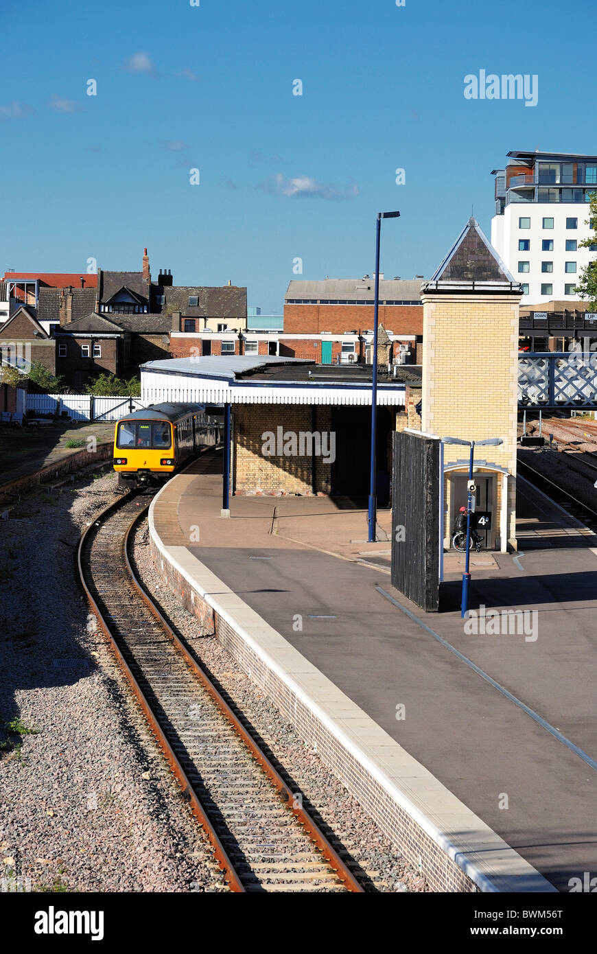 Lincoln railway station england hi-res stock photography and images - Alamy