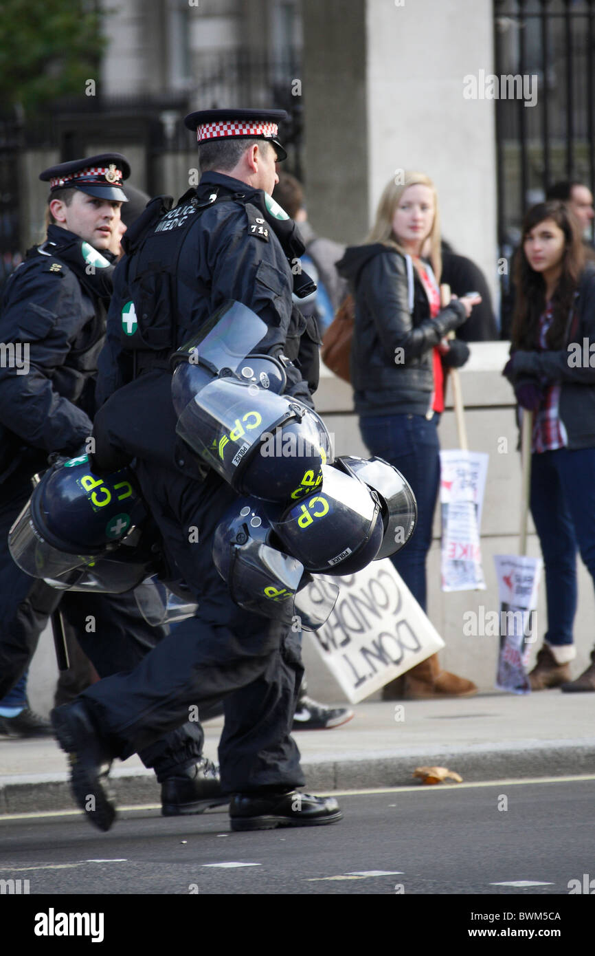 Riot police officer carrying hi-res stock photography and images - Alamy