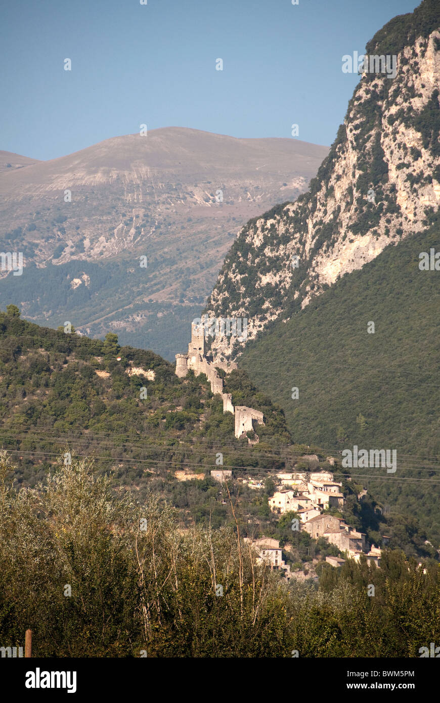 Ferentillo umbria italy hi-res stock photography and images - Alamy