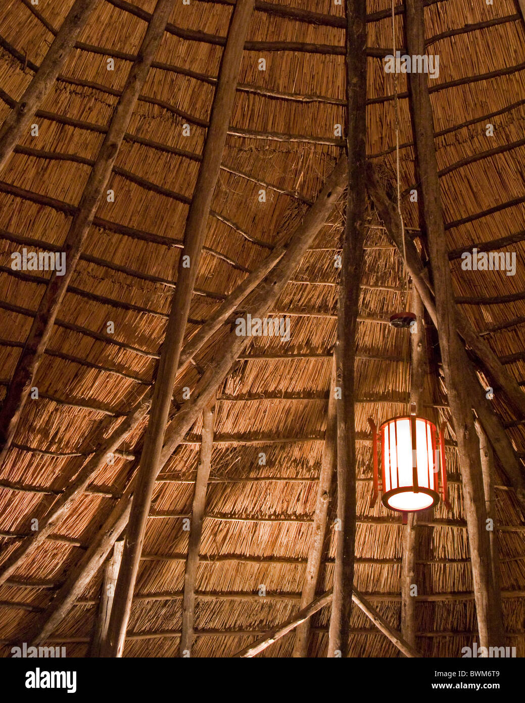 African round hut thatched roof hi-res stock photography and images - Alamy