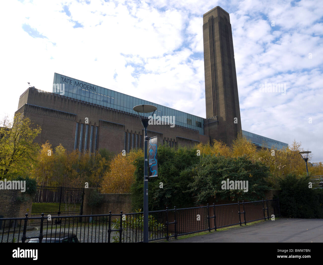 The Bankside power station building now housing the Tate Modern Stock ...