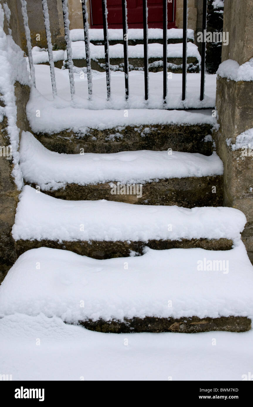 Covered Steps Stock Photos & Covered Steps Stock Images - Alamy