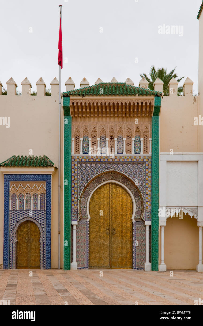The arched gates to the Royal Palace in Fes, Morocco Stock Photo - Alamy