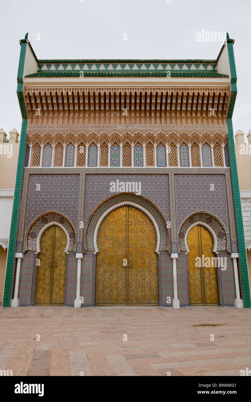 The arched gates to the Royal Palace in Fes, Morocco Stock Photo - Alamy