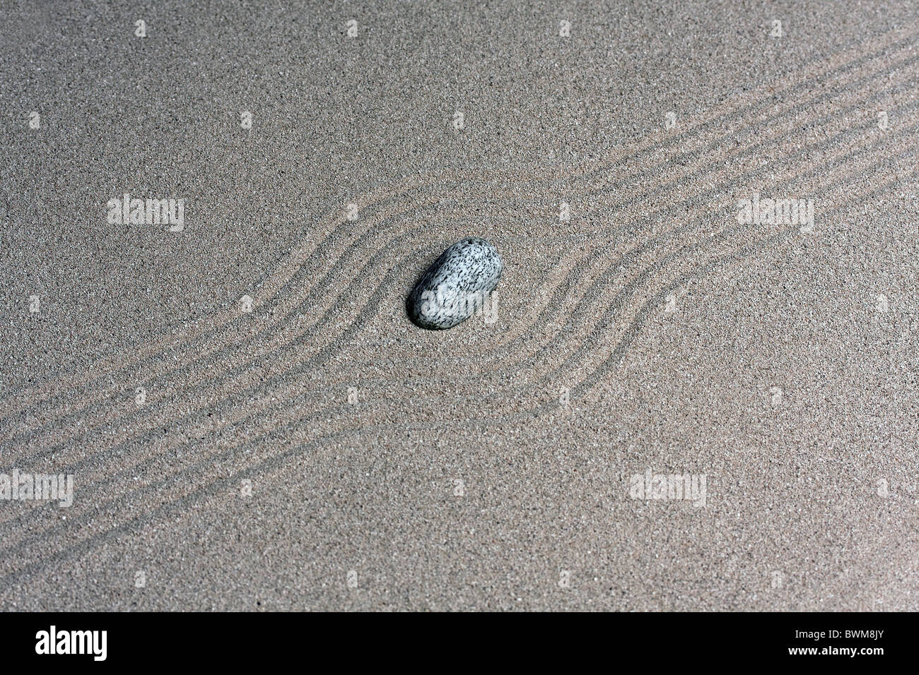 raked sand - zen rock garden - japan zen spirit inspired arrangement ...