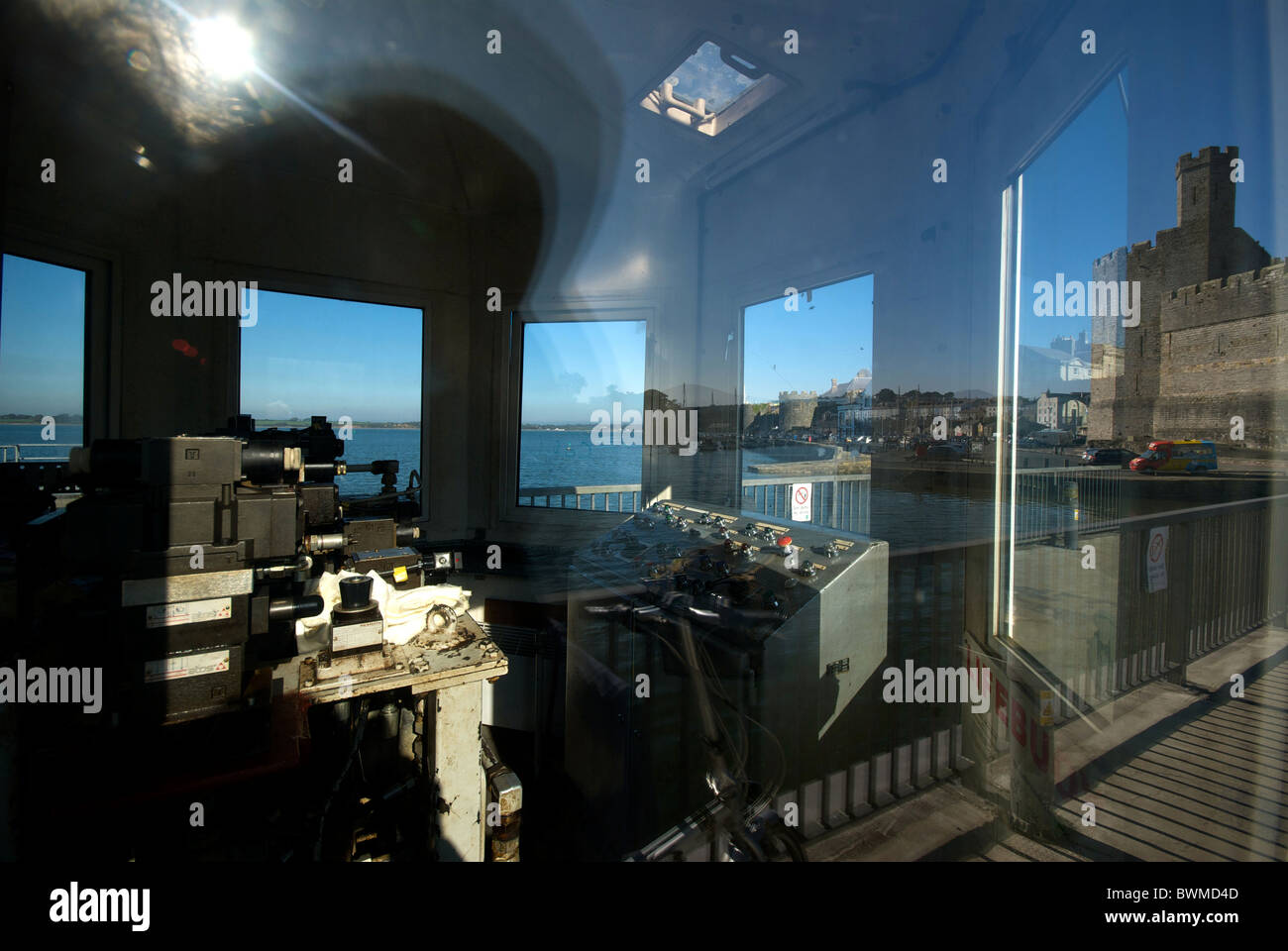 Harbour control room hi-res stock photography and images - Alamy
