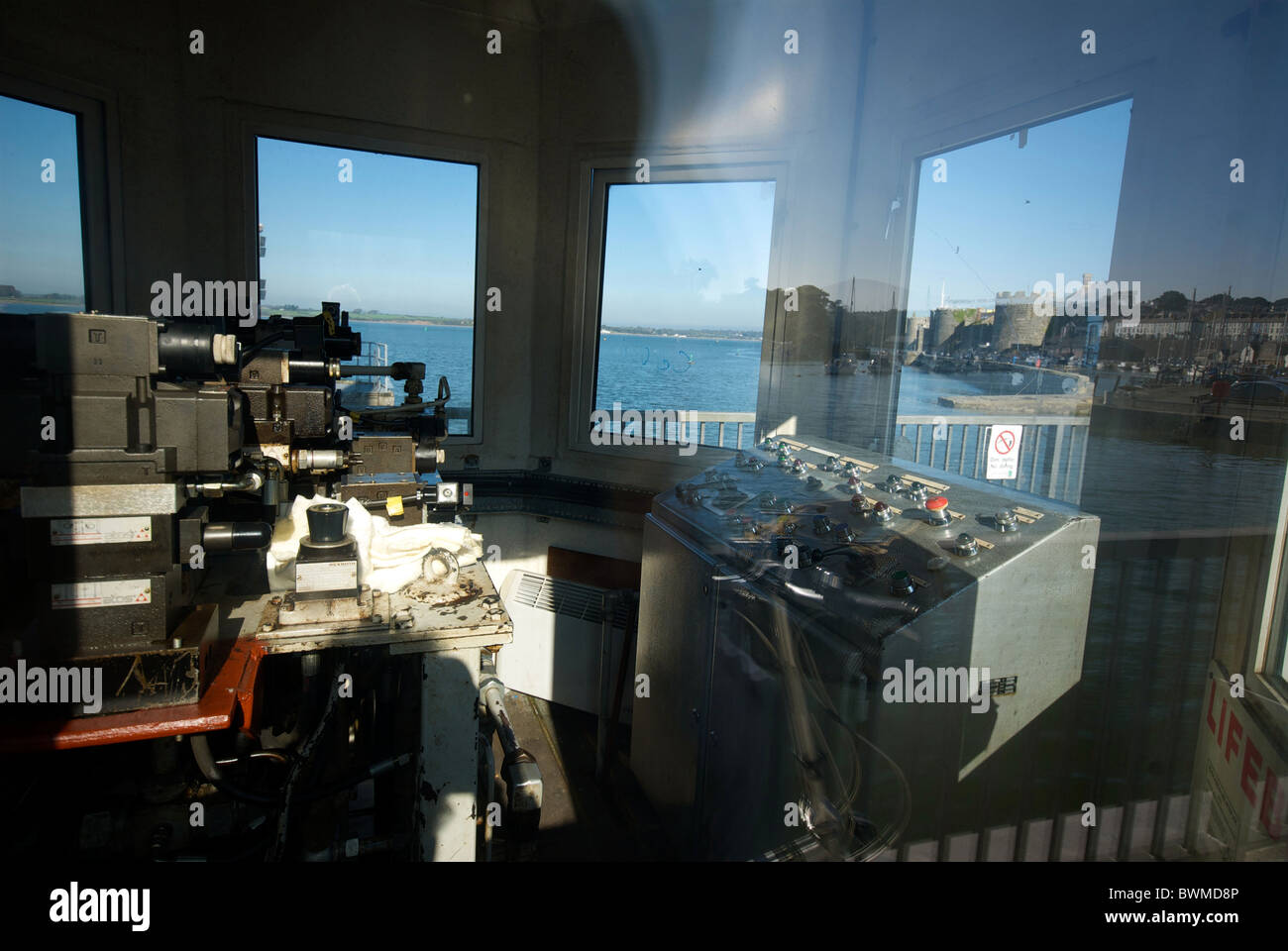Caernarfon Gwynd Wales UK Harbour Harbor Bridge Control Room Stock ...