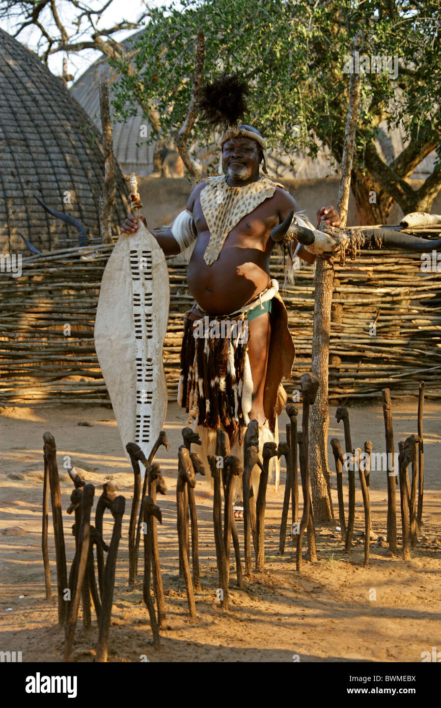 Zulu Man, Shakaland Zulu Village, Nkwalini Valley, Kwazulu Natal, South ...