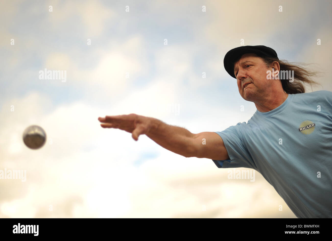 Players take part in a pétanque match in North London Stock Photo - Alamy