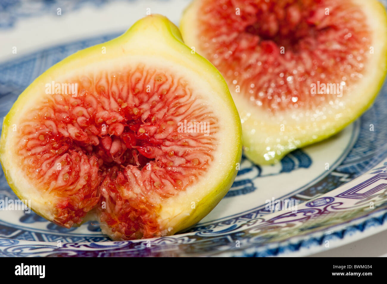 Red fig hi-res stock photography and images - Alamy