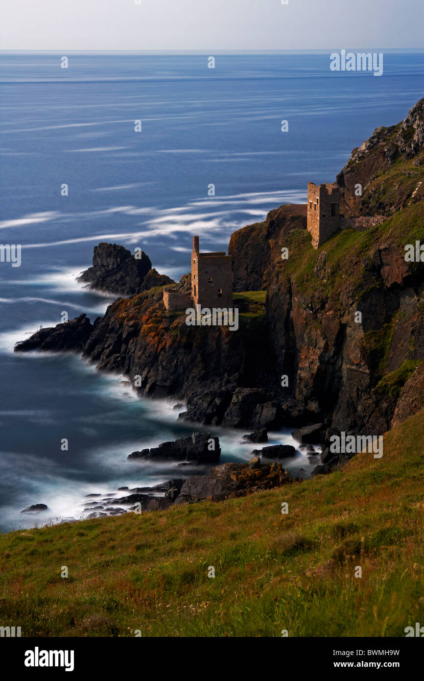 The botallack mines hi-res stock photography and images - Alamy