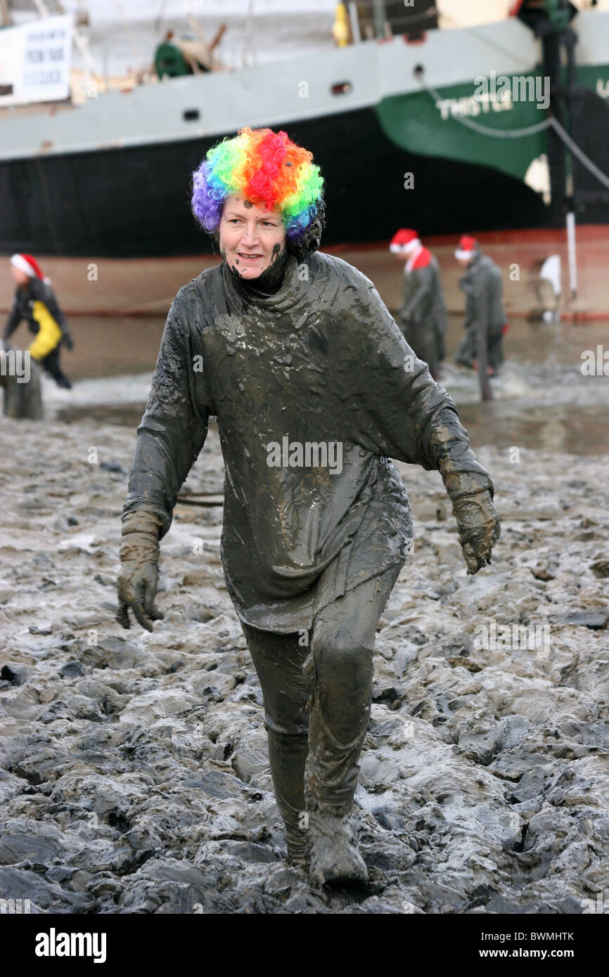 Lady in the mud hi-res stock photography and images - Alamy
