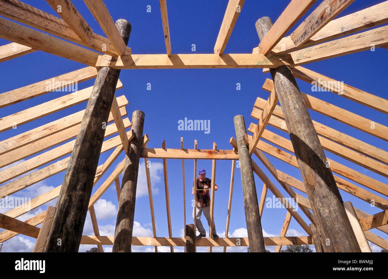 Carpenter construction roof truss hi-res stock photography and images ...