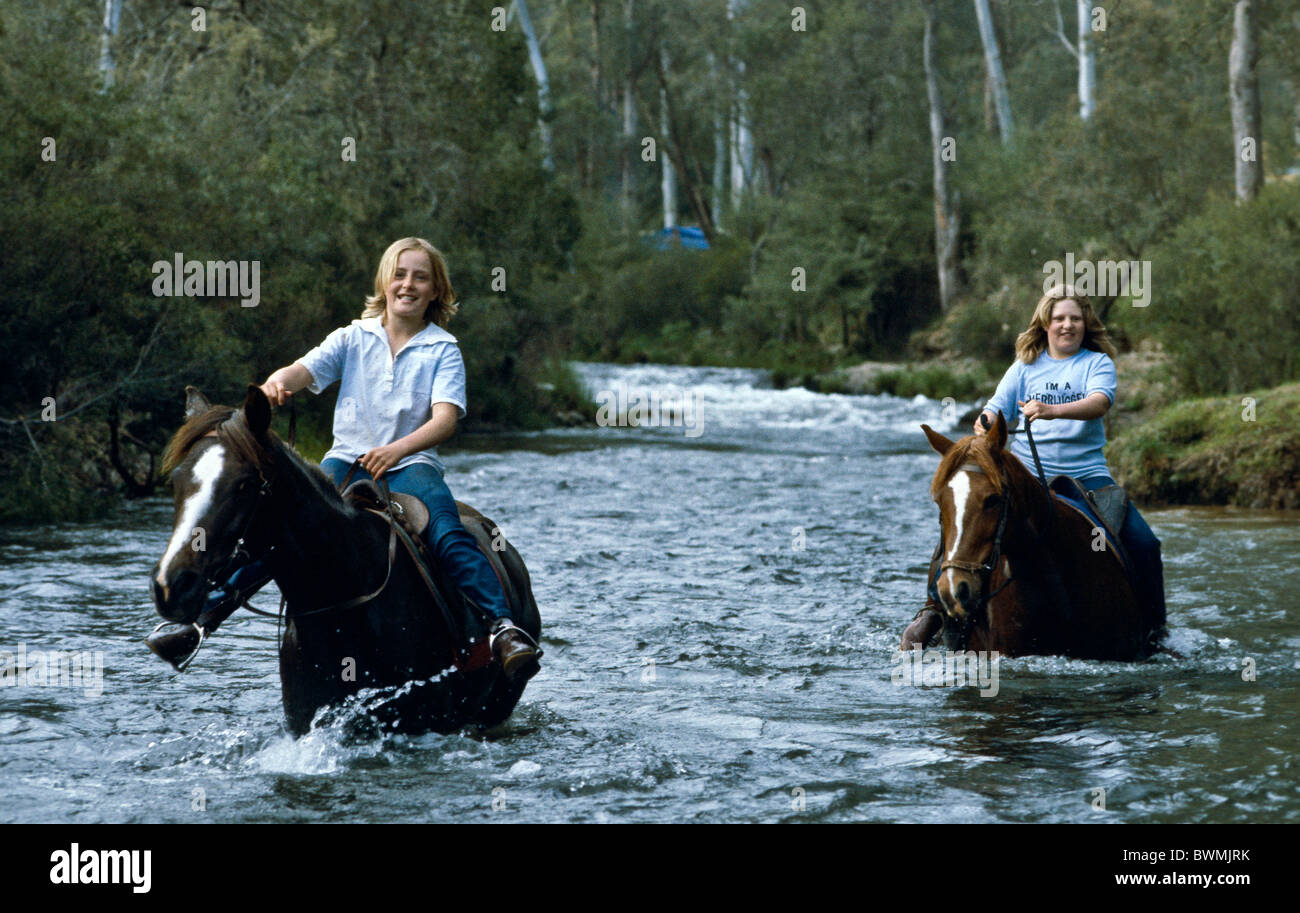 Kids riding horse hi-res stock photography and images - Alamy