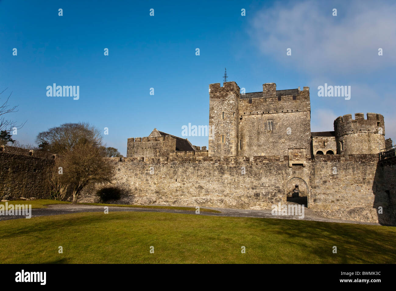 Cahir Castle. Ireland Stock Photo - Alamy