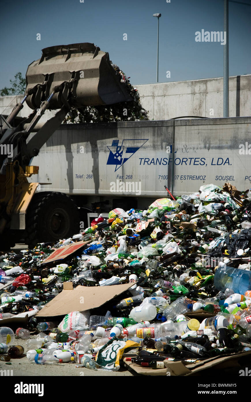Valdemingomez rubbish dump, Madrid, Spain. tip garbage trash vertedero ...