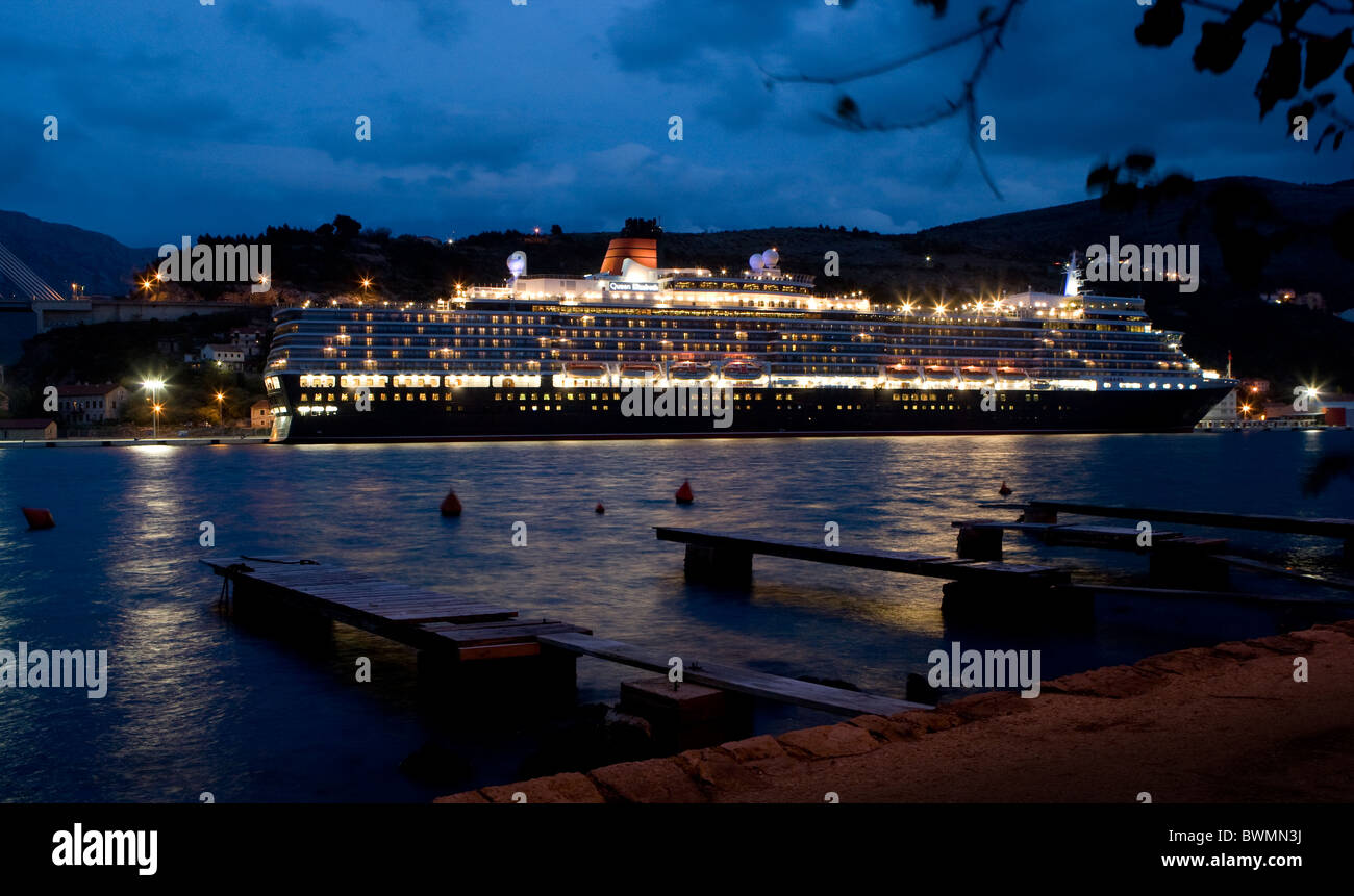 The 'Queen Elizabeth' berthed in the river at Dubrovnik, Croatia at ...