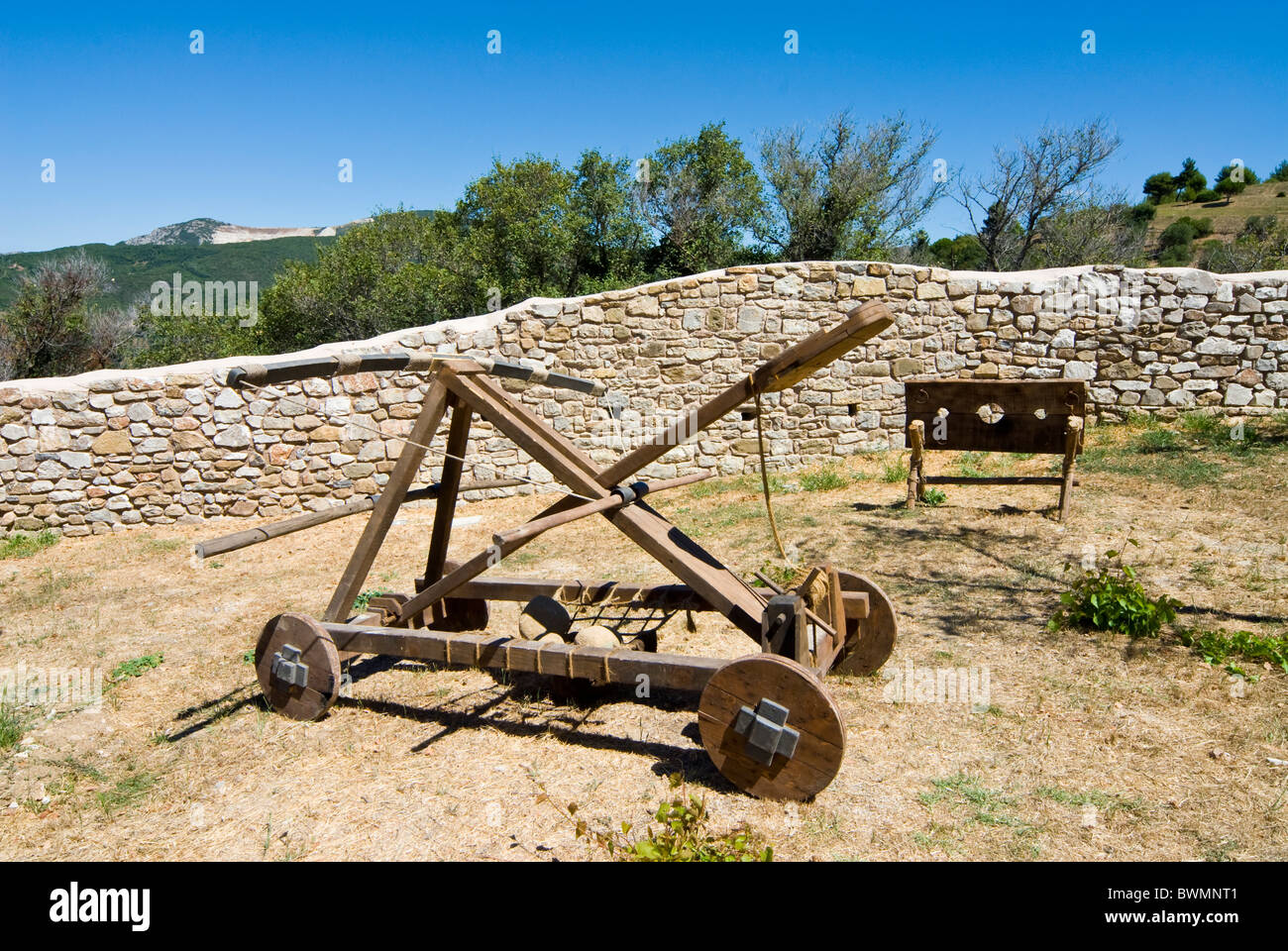 Ancient Catapult War Machine