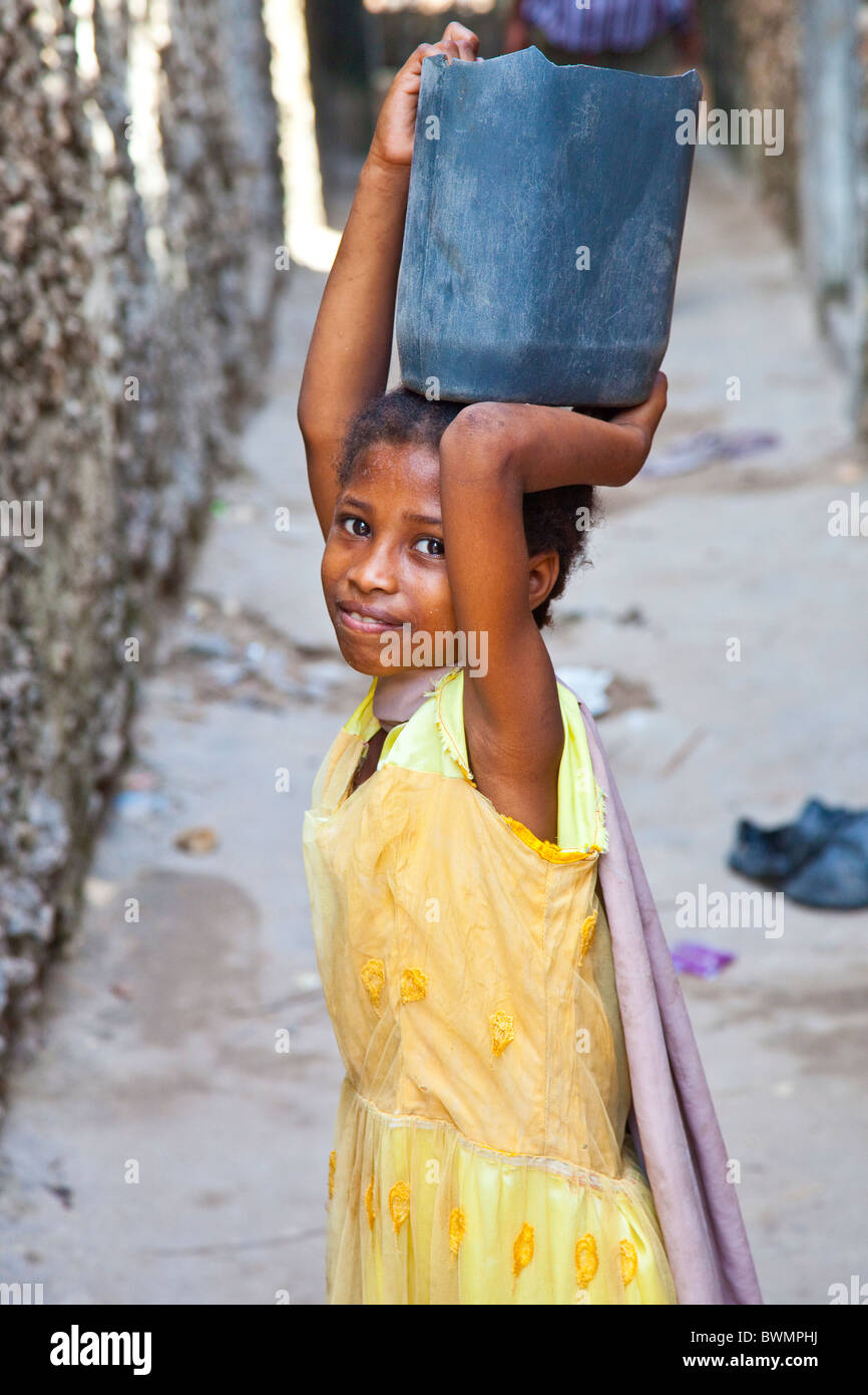 Young girl, Pate Town, Pate Island near Lamu Island, Kenya Stock Photo ...