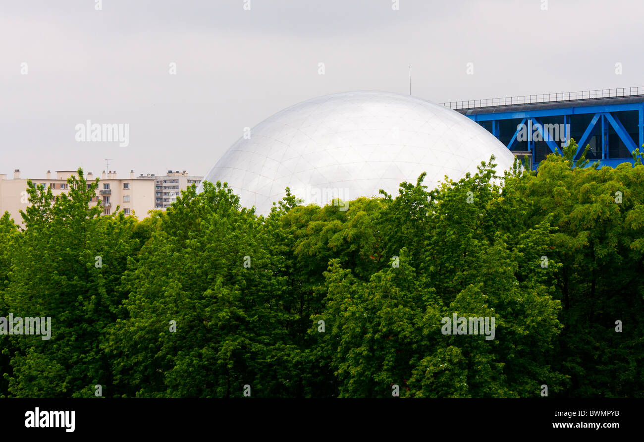 La geode paris hi-res stock photography and images - Alamy