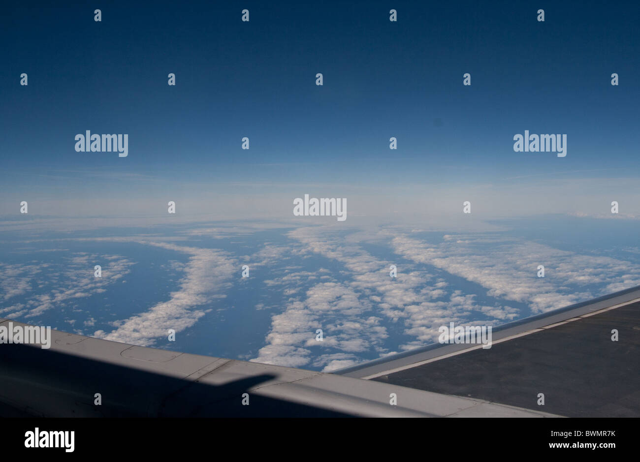 Looking out the window of a plane Stock Photo - Alamy