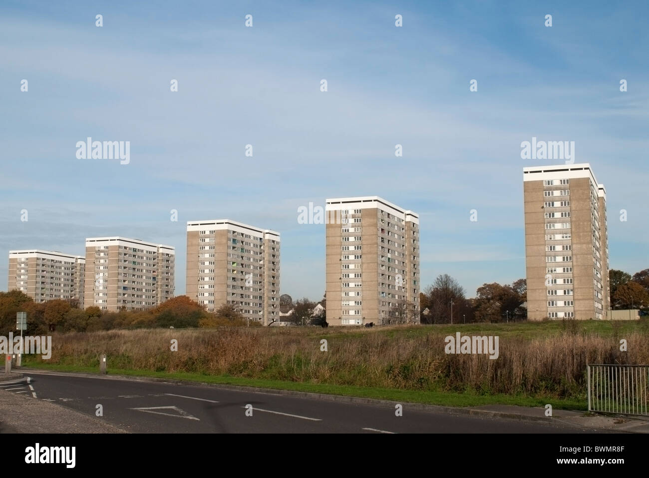 Tower blocks hi-res stock photography and images - Alamy