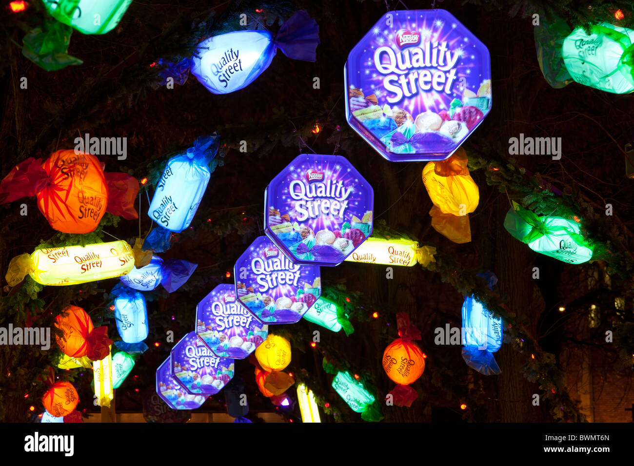 Quality street sweets hi-res stock photography and images - Alamy