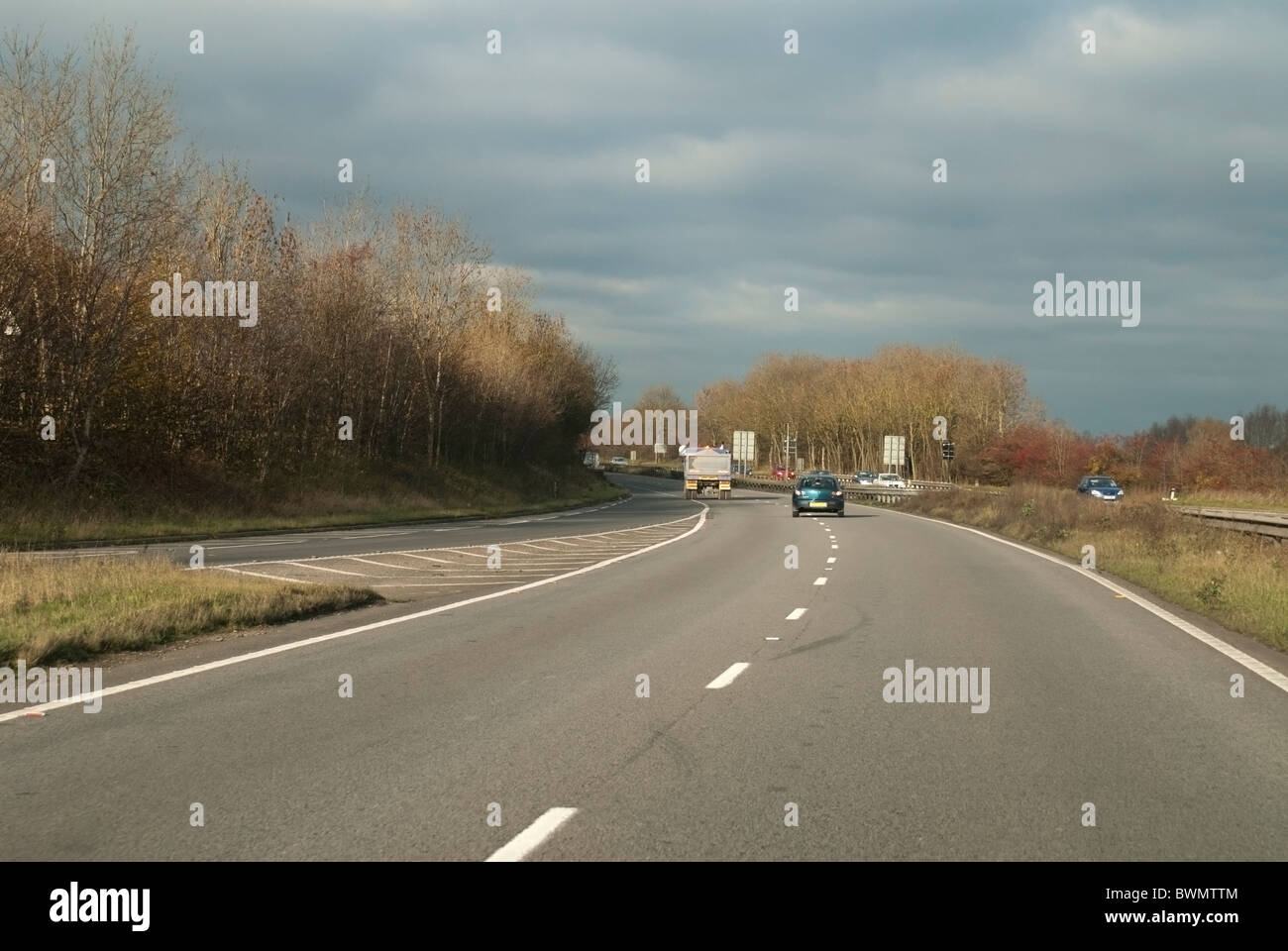 Road merging hi-res stock photography and images - Alamy