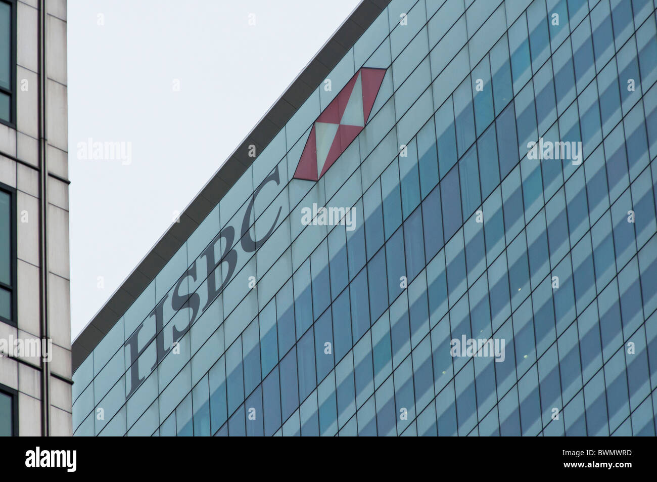 Hsbc building canary wharf hi-res stock photography and images - Alamy