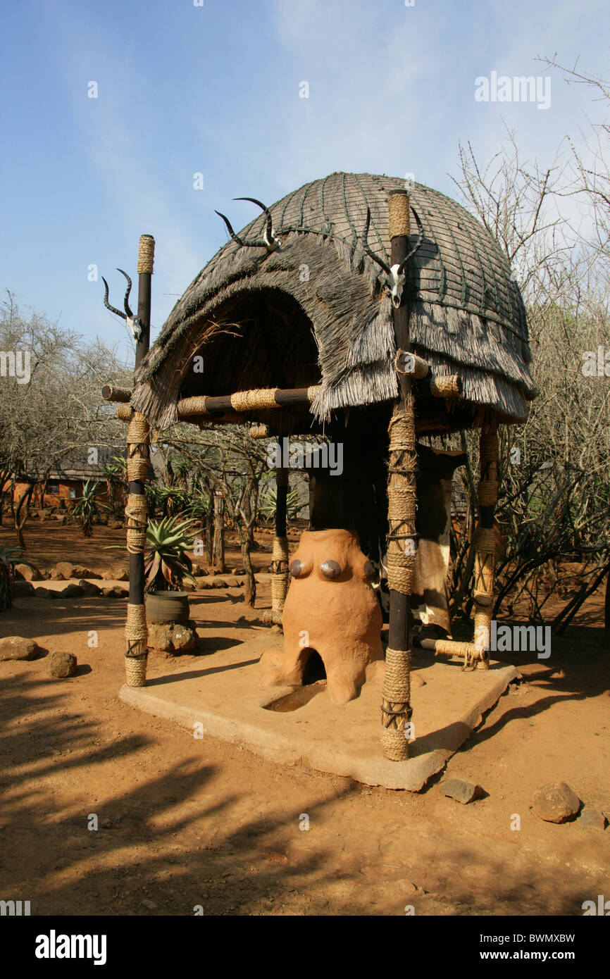 Shakaland hi-res stock photography and images - Alamy