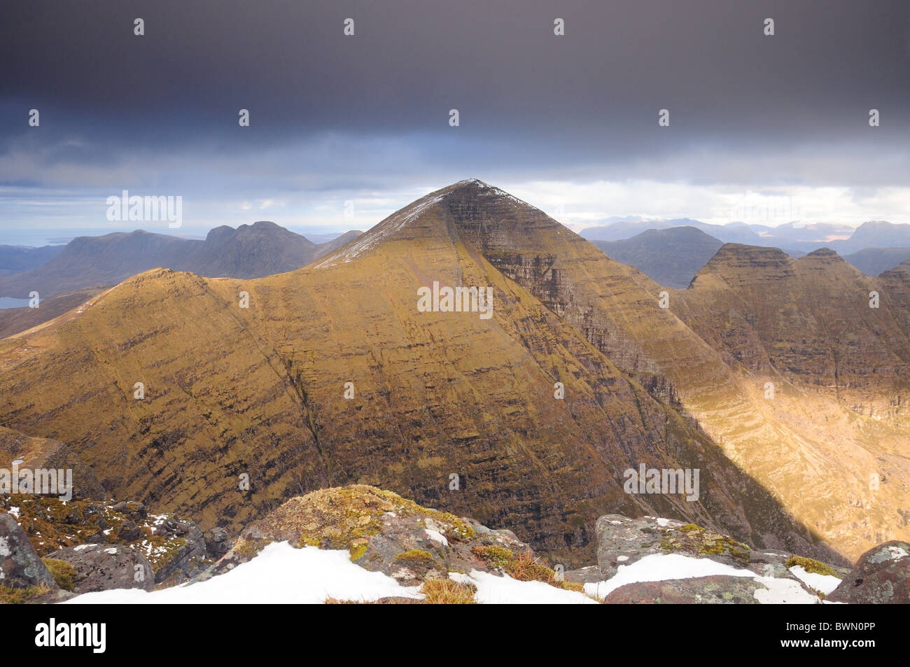 Beinn Alligin view. Looking Towards Sgurr Mor and the Horns of Alligin ...