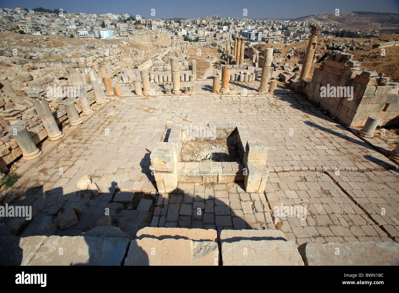 Jerash ruins hi-res stock photography and images - Alamy