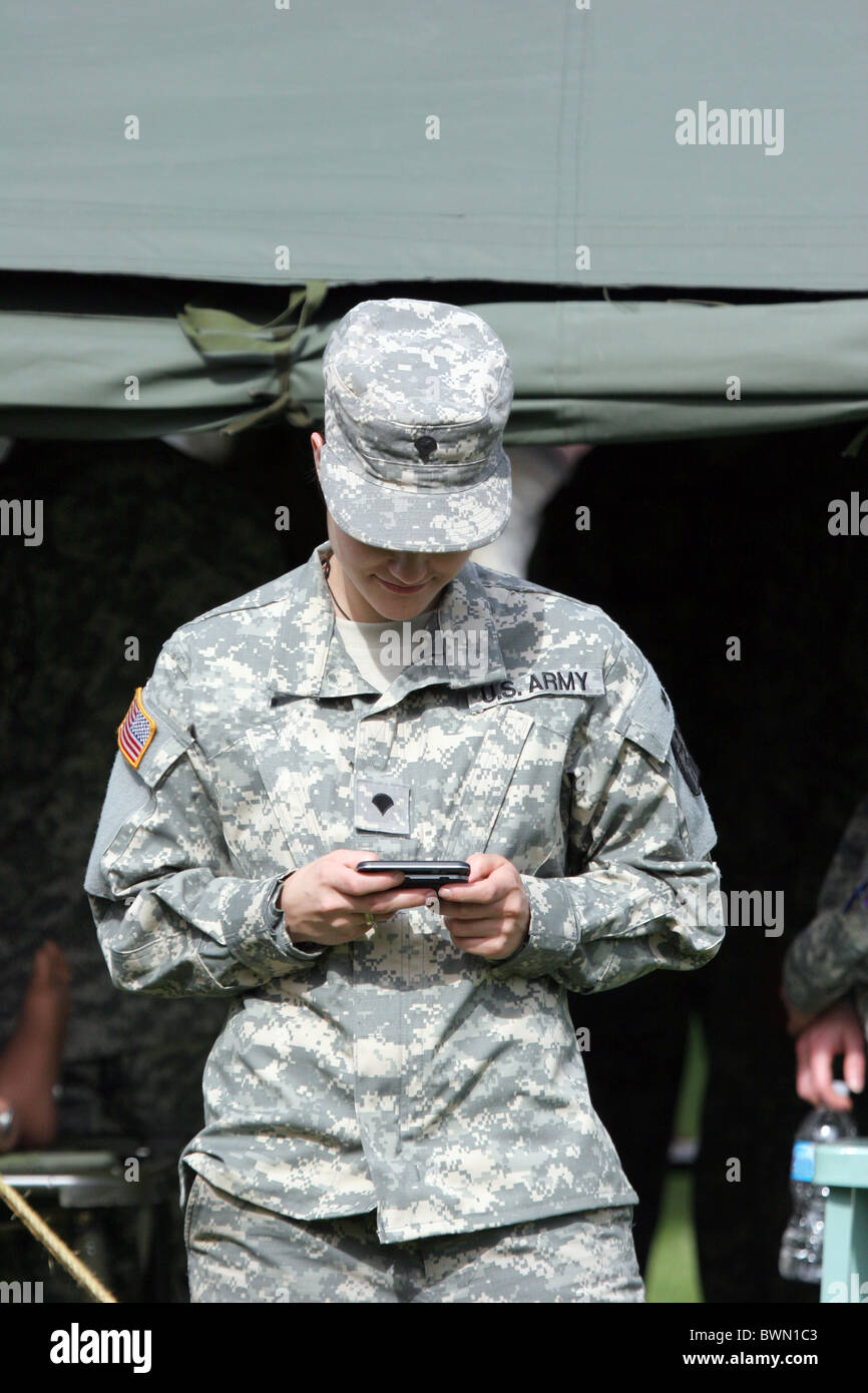 Army ems hi-res stock photography and images - Alamy
