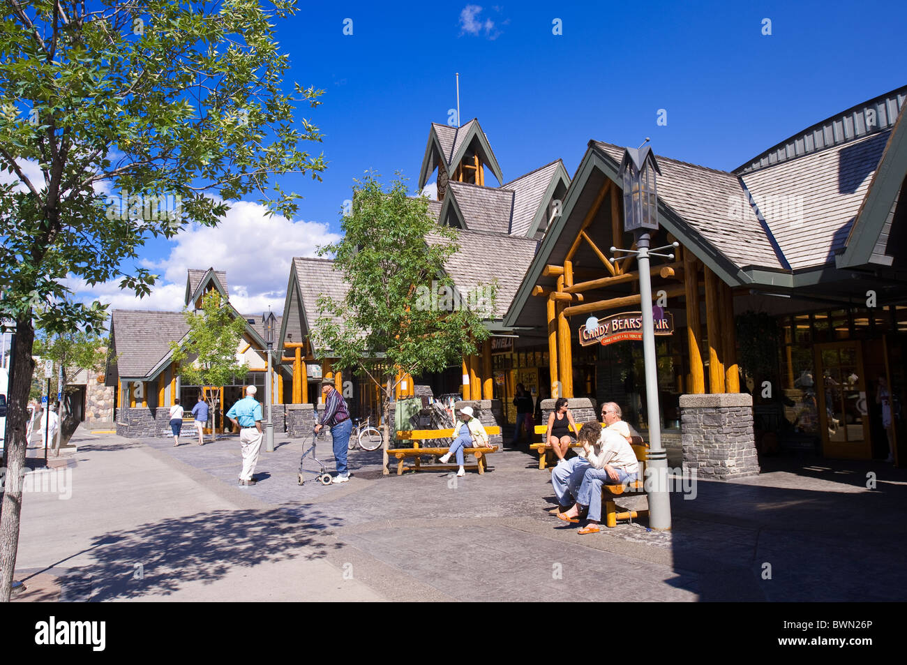 Canada alberta jasper downtown jasper hi-res stock photography and ...