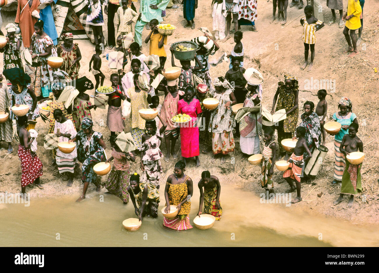 African woven mats hi-res stock photography and images - Alamy