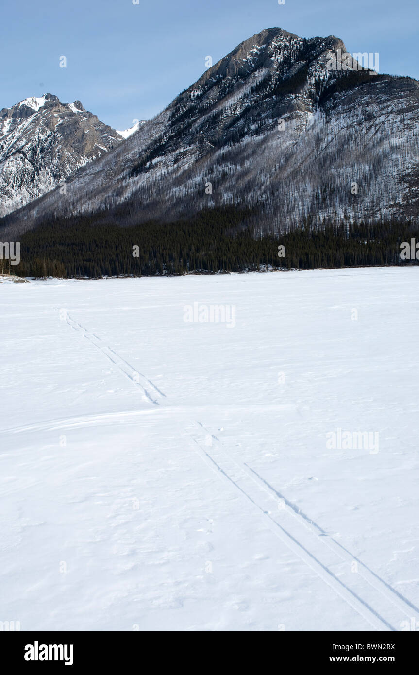 Cross country ski tracks in snow Vermilion Lake, Banff National Park ...