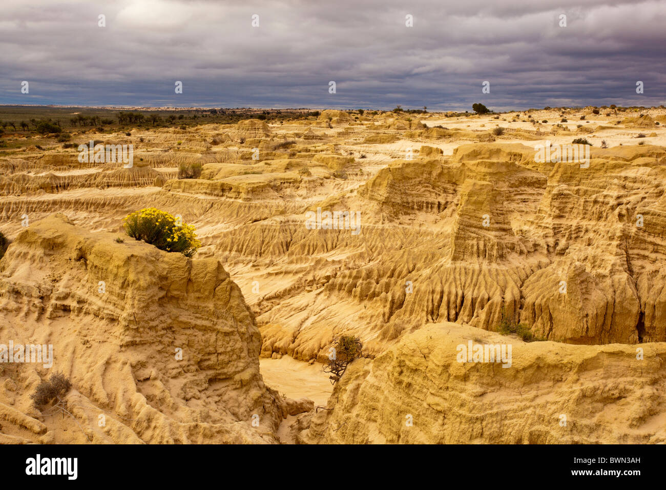 Willandra lakes world heritage area hi-res stock photography and images ...