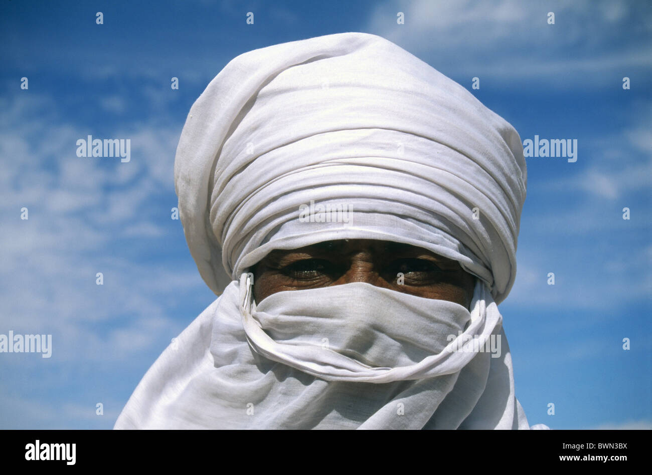 Libya Tuareg man portrait oasis Um El Ma Mandara lakes Africa local man ...