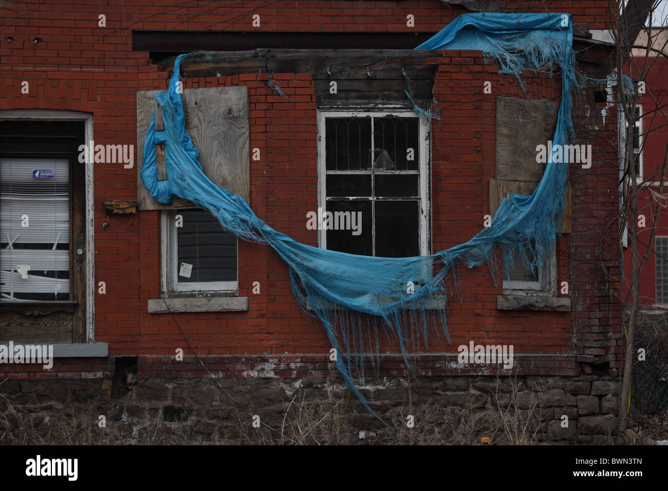 City of Niagara Falls-New York - Abandoned house - Showing urban decay ...