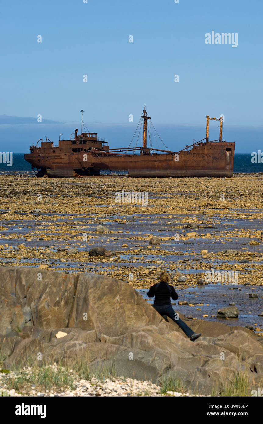 M/V Ithaca shipwreck, Cape Merry, Churchill, Manitoba Stock Photo - Alamy