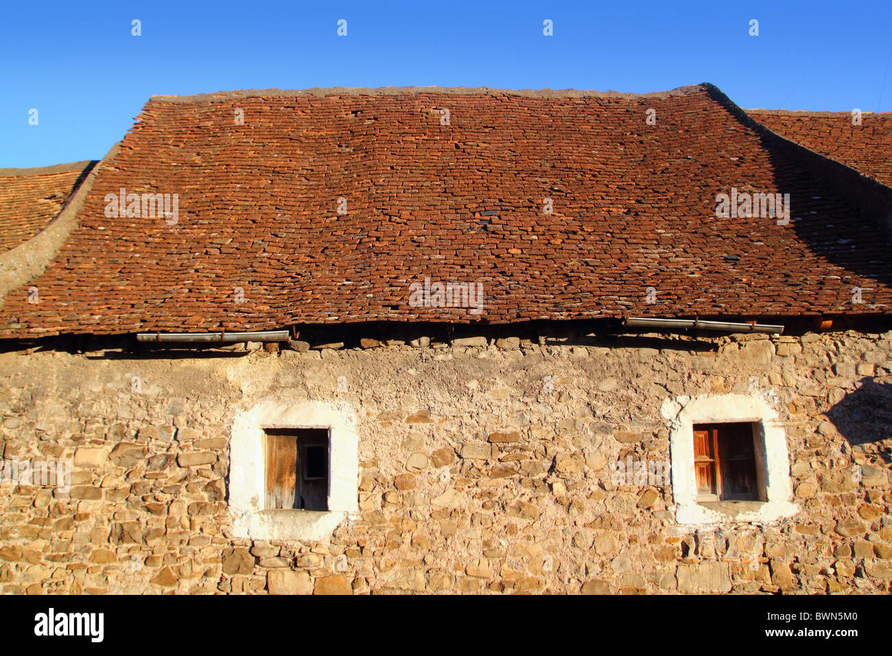 Clay roof tiles hi-res stock photography and images - Alamy