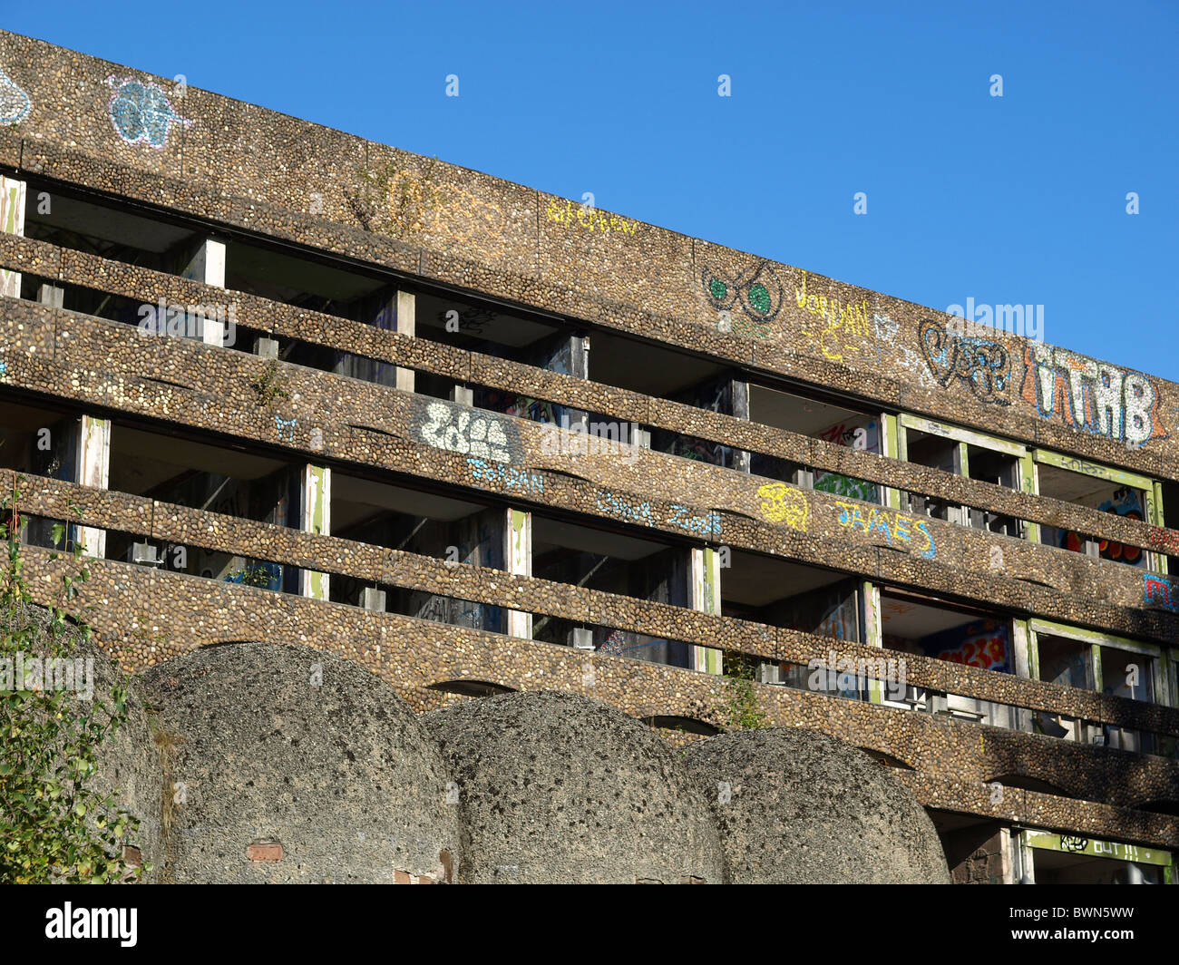 Ruins of St Peter Seminary, iconic new brutalist building in Cardross ...
